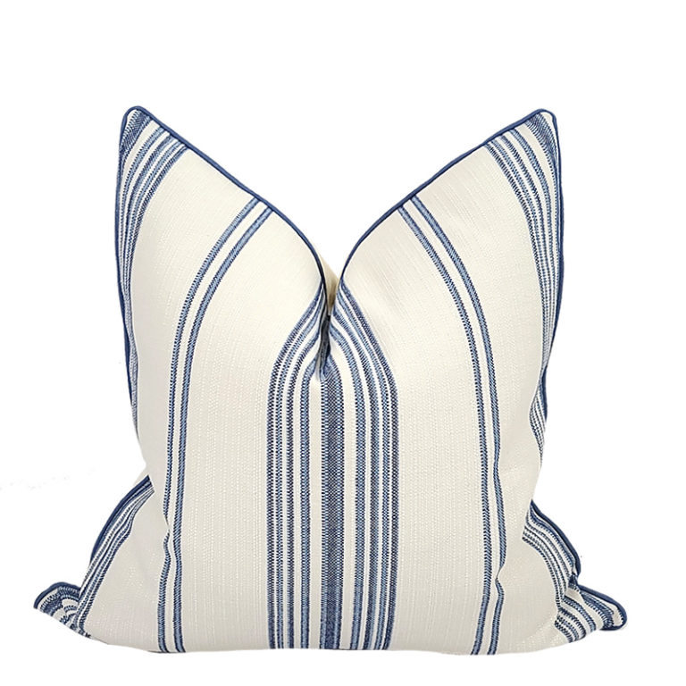 NANTUCKET COLLECTION SOLANA PILLOW / BLUE