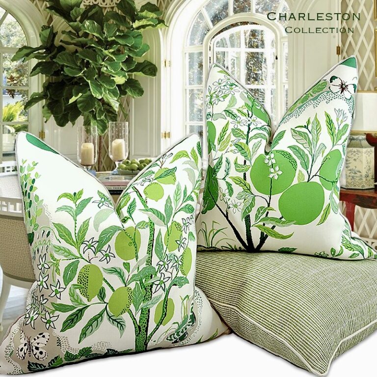 CHARLESTON COLLECTION CITRUS GARDEN PILLOW / LEAF