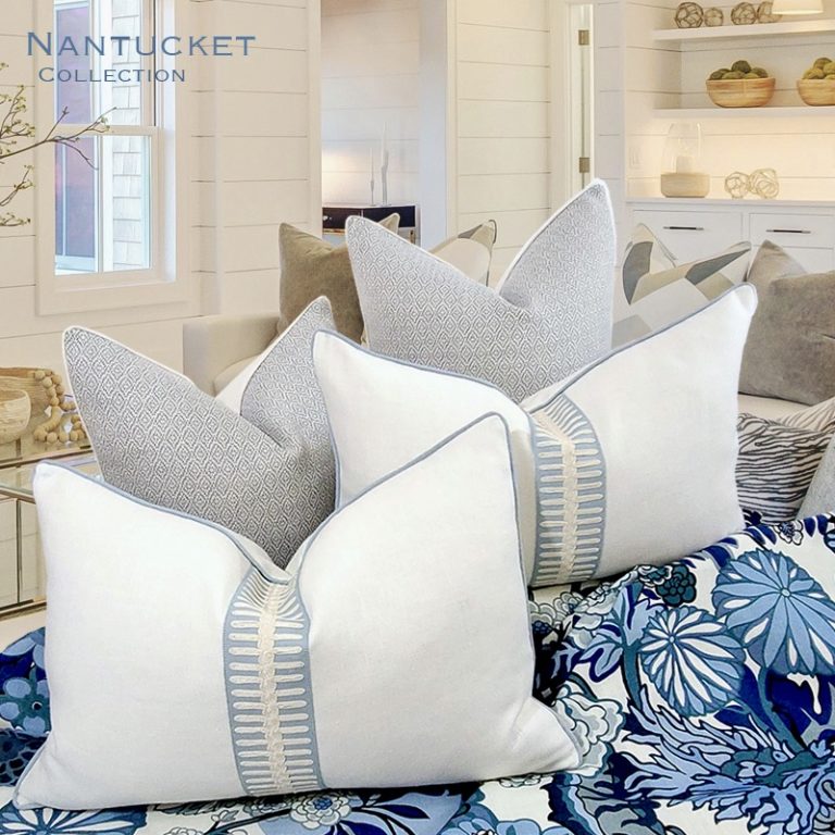 NANTUCKET COLLECTION NORA PILLOW / SKY
